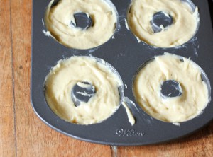 Baked Nutmeg Donut Recipe with Berry Icing | Vintage MixerVintage Mixer